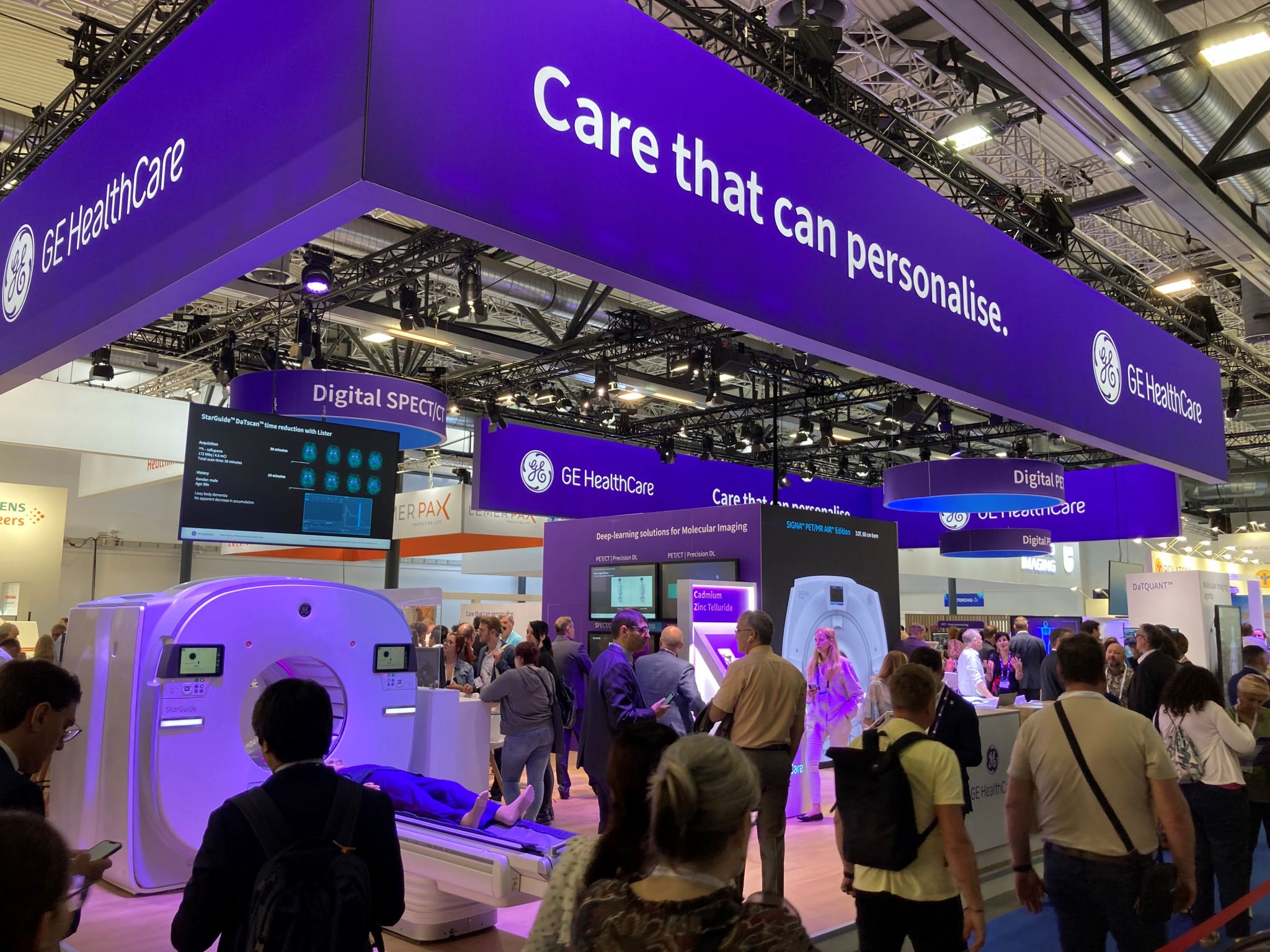 Could particle cameras help with thyroid gland cancer treatment?